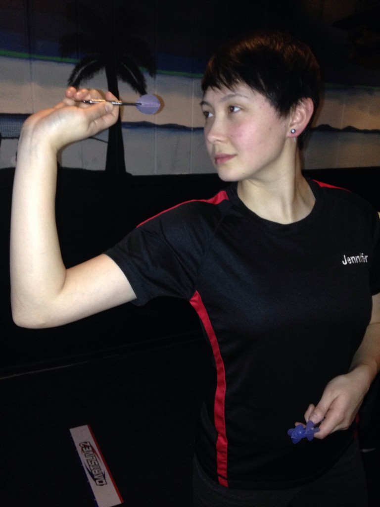 Column #491 Jennifer Mounts – an inspiration! | Dartoids World